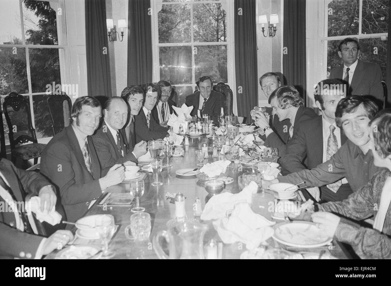 Leeds united team group hi-res stock photography and images - Alamy