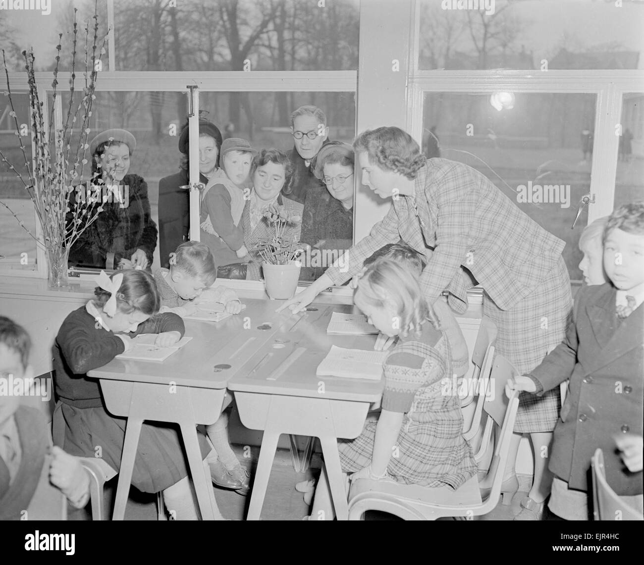 1950s classroom hi-res stock photography and images - Alamy