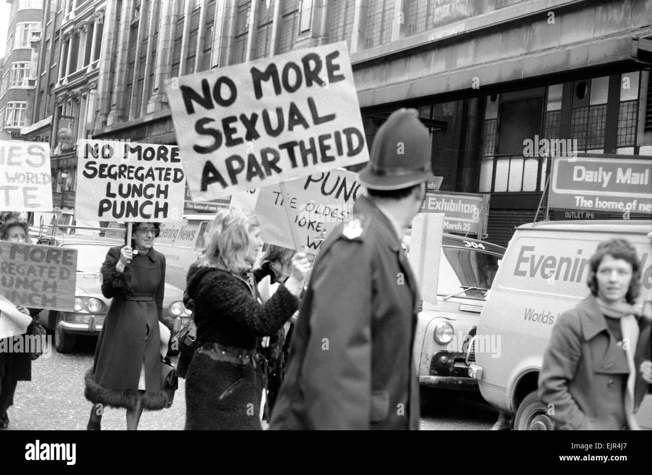 Womens liberation hi-res stock photography and images - Alamy