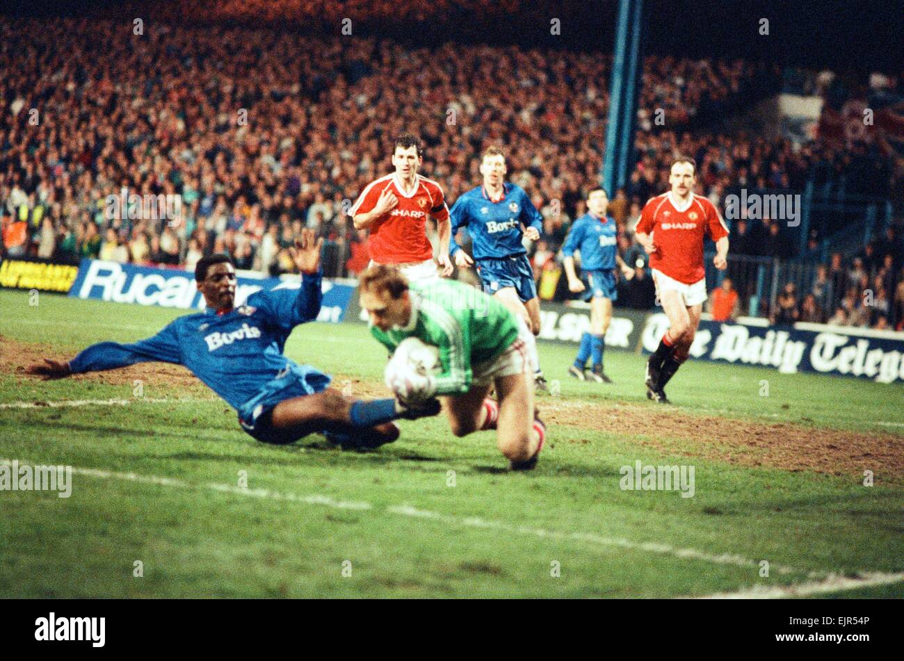 Roger palmer oldham hi-res stock photography and images - Alamy