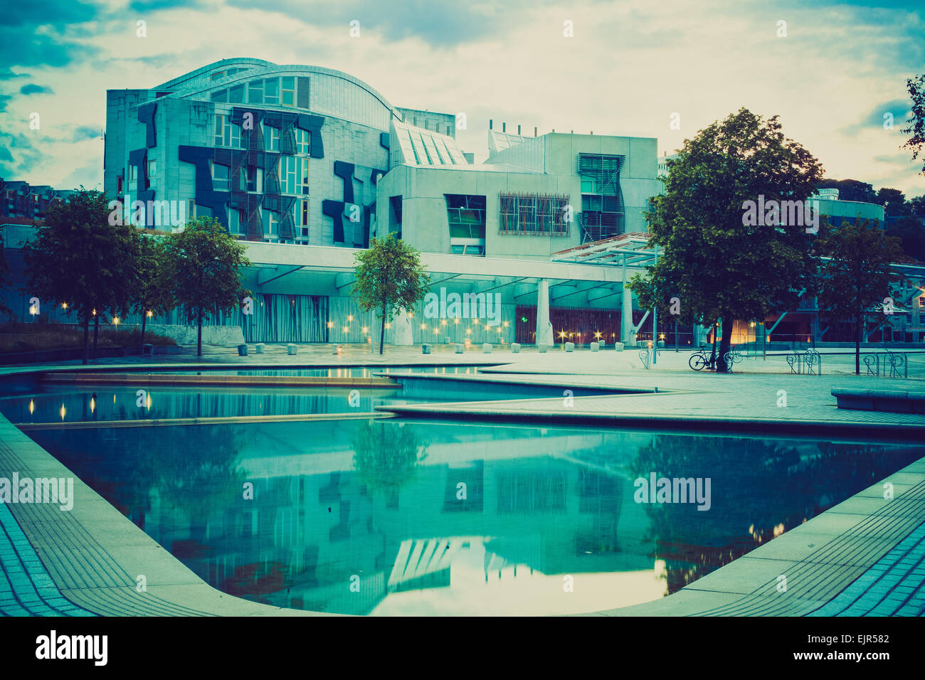 Scottish Parliament building, Edinburgh, Scotland with paddling pool in ...