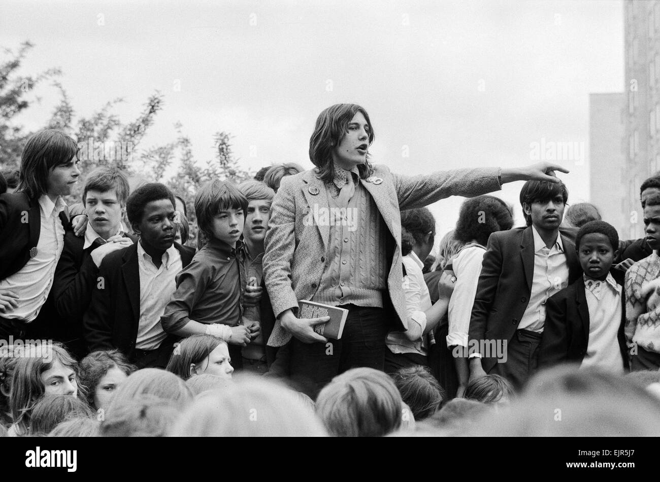 Students demonstration in london Black and White Stock Photos & Images ...