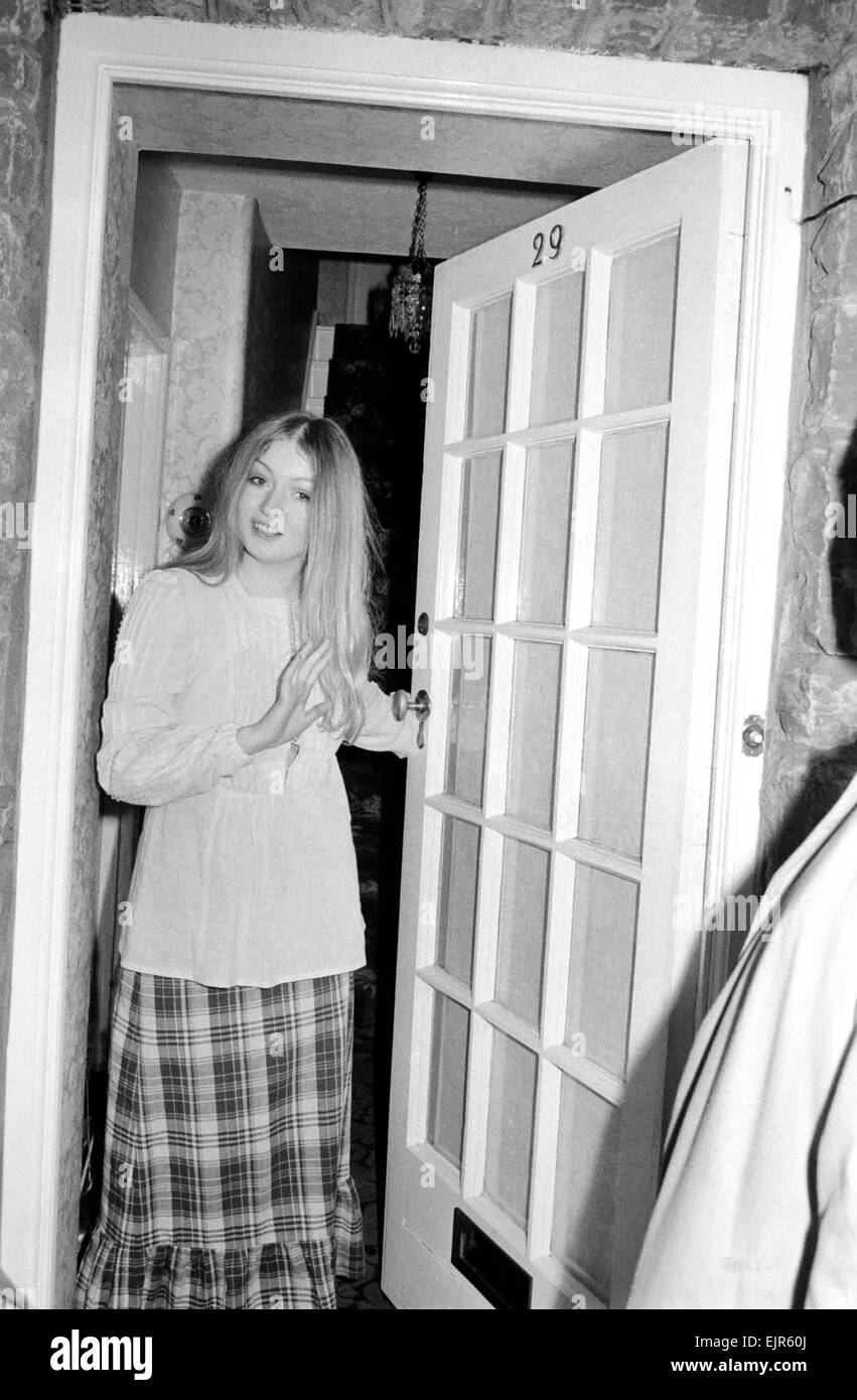 Mary hopkin hi-res stock photography and images - Alamy