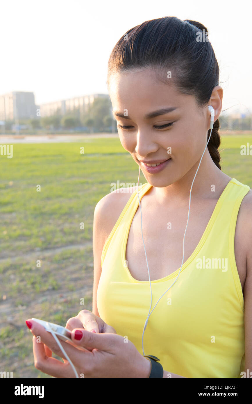 Smart technology in sports hi-res stock photography and images - Alamy