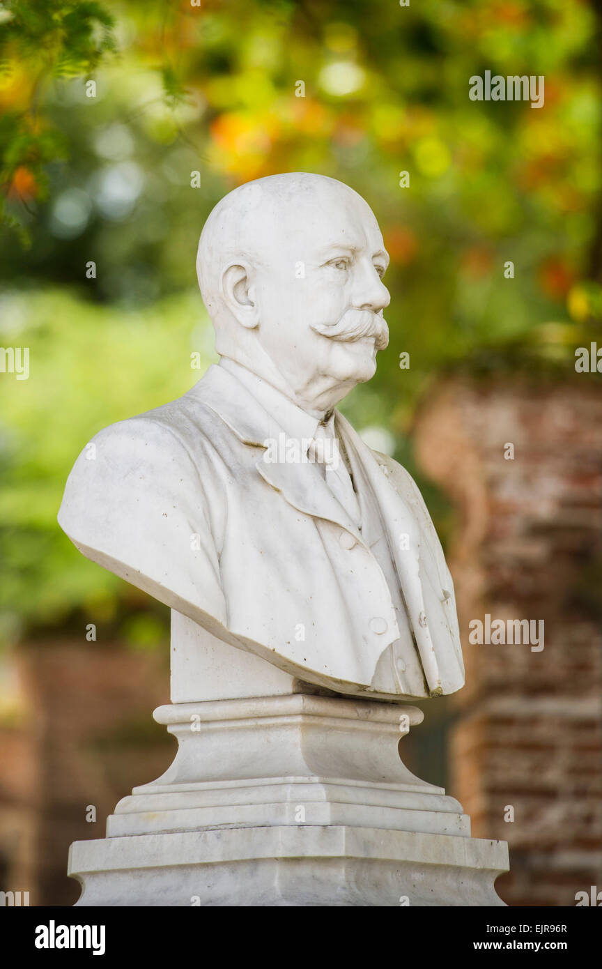 Statue of Meester George Henry Barnet-Lyon, Paramaribo, Suriname Stock ...