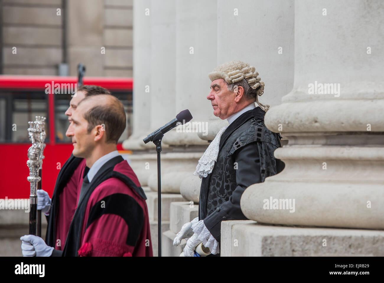 Ceremony summoning new parliament hi-res stock photography and images ...