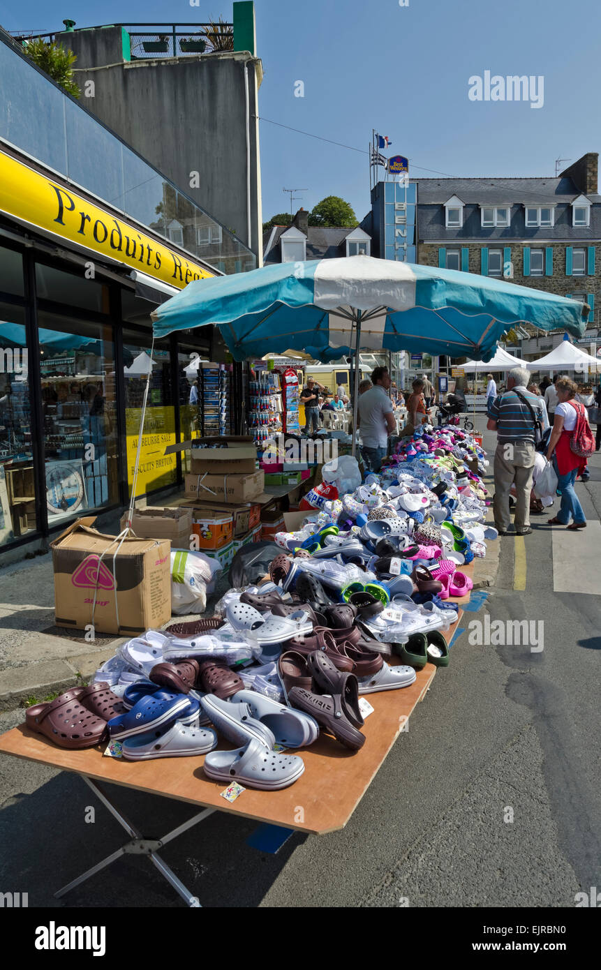 Shoe stall hi-res stock photography and images - Alamy