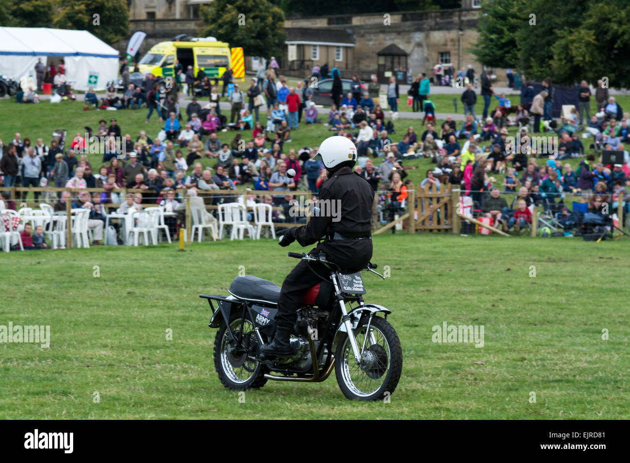Chatsworth country fair show hi-res stock photography and images - Alamy