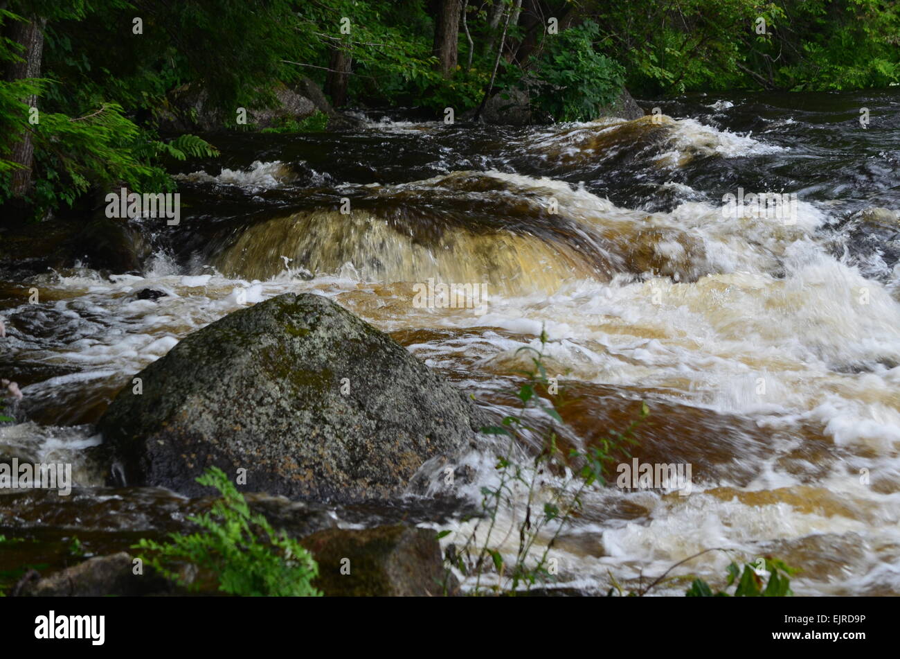 Fast moving rivers hi-res stock photography and images - Alamy