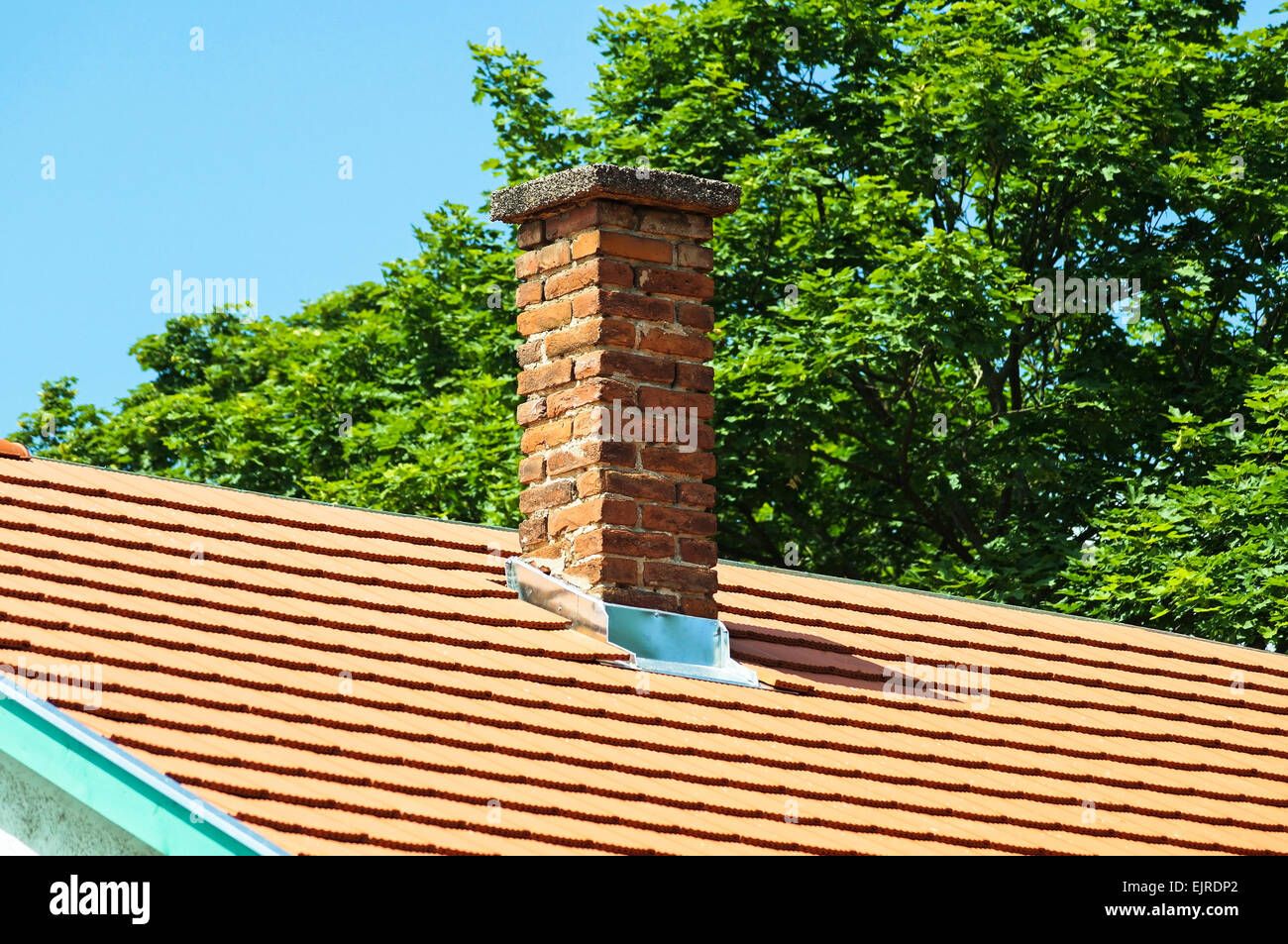Roof slate tile stack hi-res stock photography and images - Alamy