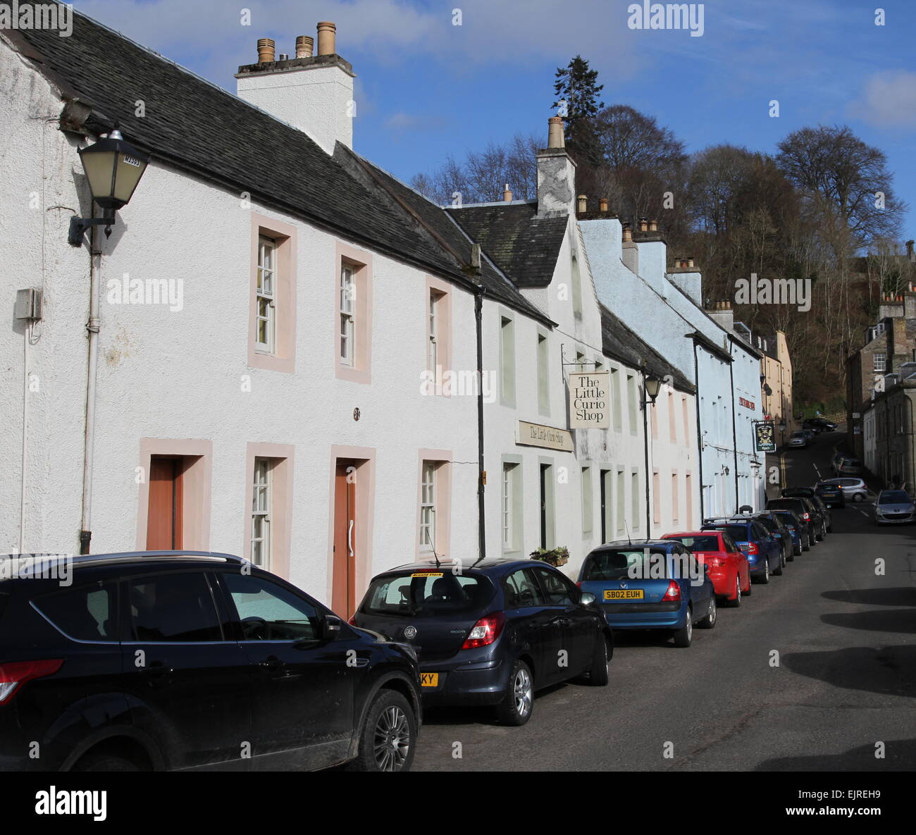 Dunkeld scotland scottish village hi-res stock photography and images ...