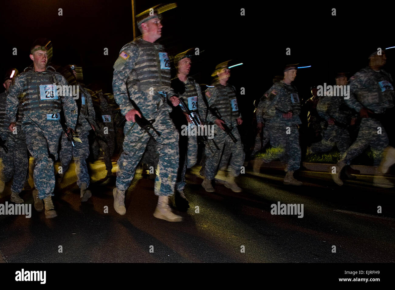 Best Sapper Competitors begin the three mile buddy-run with their ...