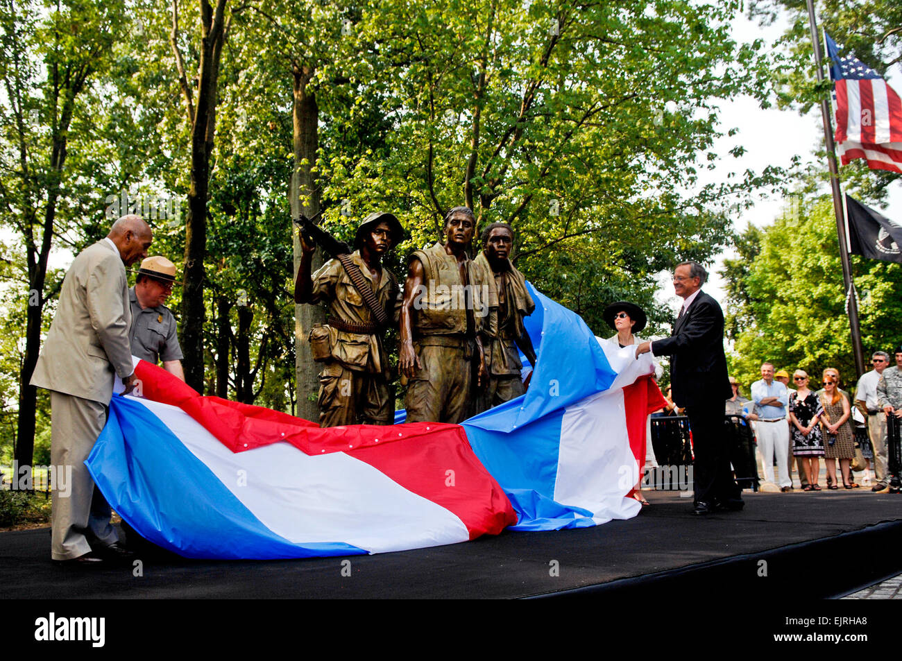 Retired U.S. Army Brig. Gen. George Price, left, John Piltzecker ...