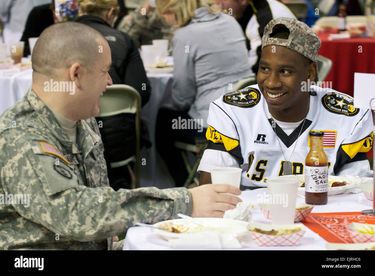 Know your army hi-res stock photography and images - Alamy