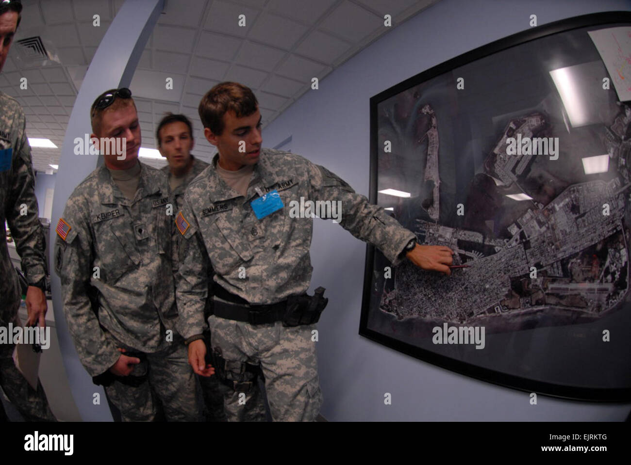 Florida National Guard Special Forces review city maps for recon ...