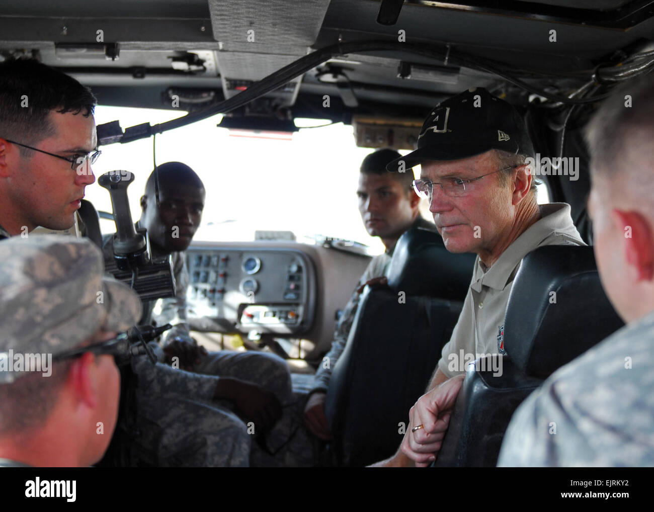 326th engineer battalion air assault hi-res stock photography and ...