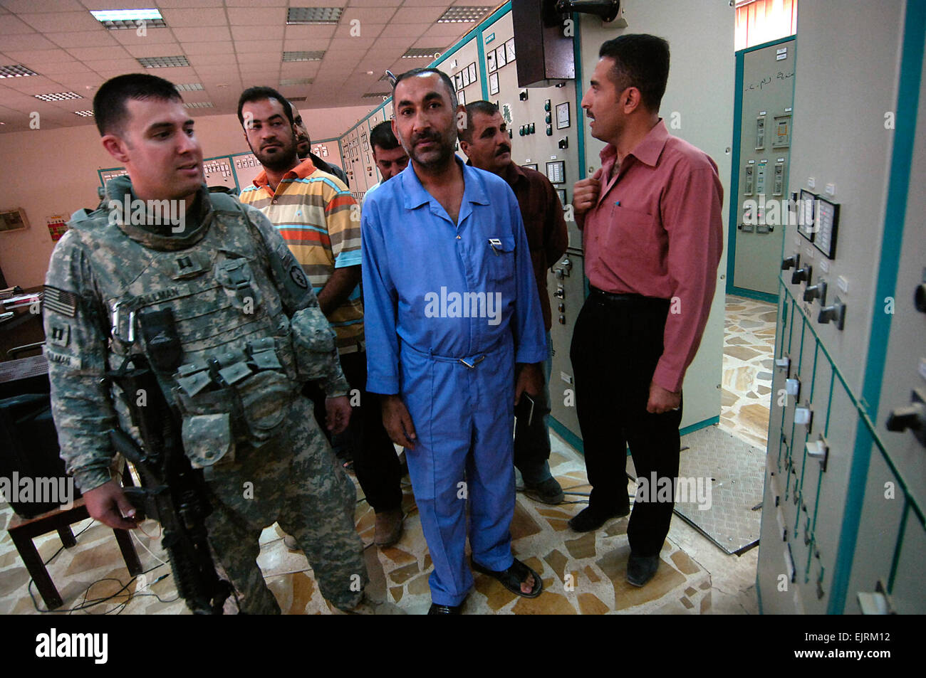 U.S. Army Capt. Mark Gillman, 2nd Brigade Engineer Cell, 25th Infantry ...