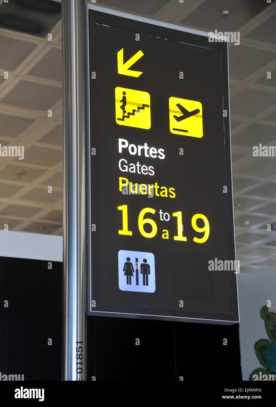 Departure Gate Sign Stock Photos & Departure Gate Sign Stock Images - Alamy