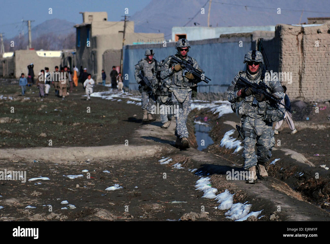 33rd infantry brigade combat team hi-res stock photography and images ...