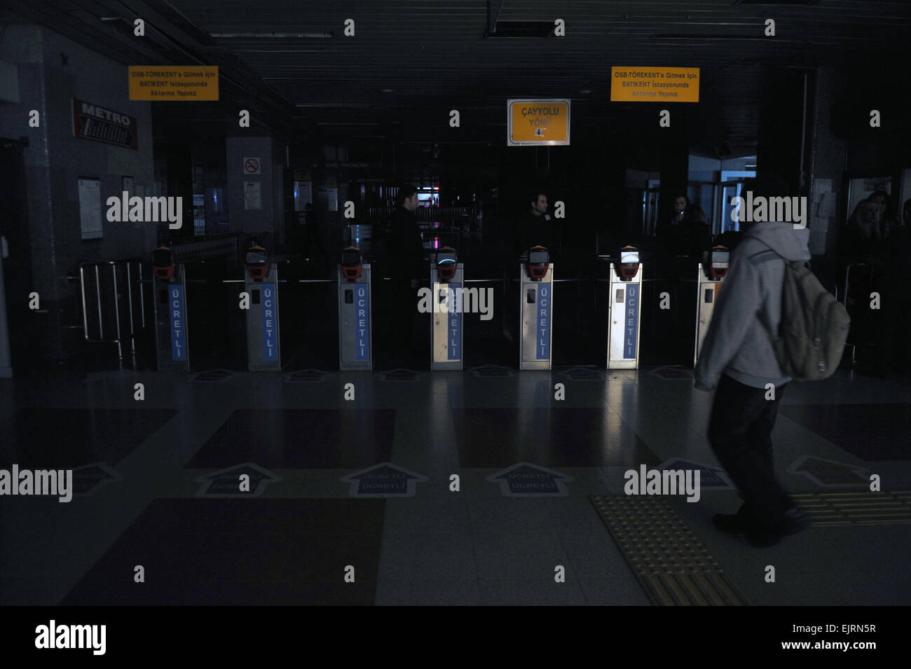 Traffic cut off hi-res stock photography and images - Alamy