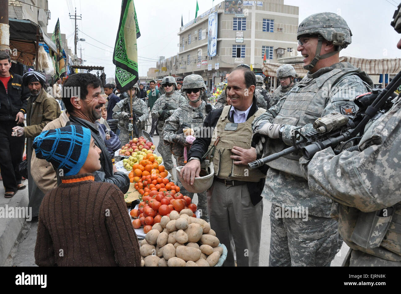Gen. Ray Odierno, Multi-National Force - Iraq commanding general Stock ...