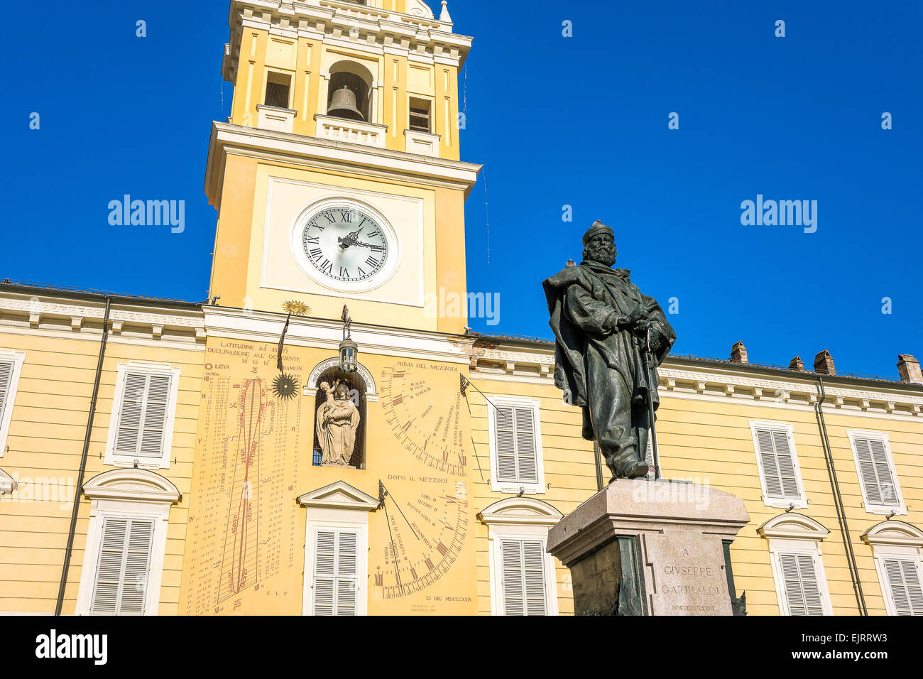 Parma, Garibaldi square with the Governor palace and garibaldi monument ...