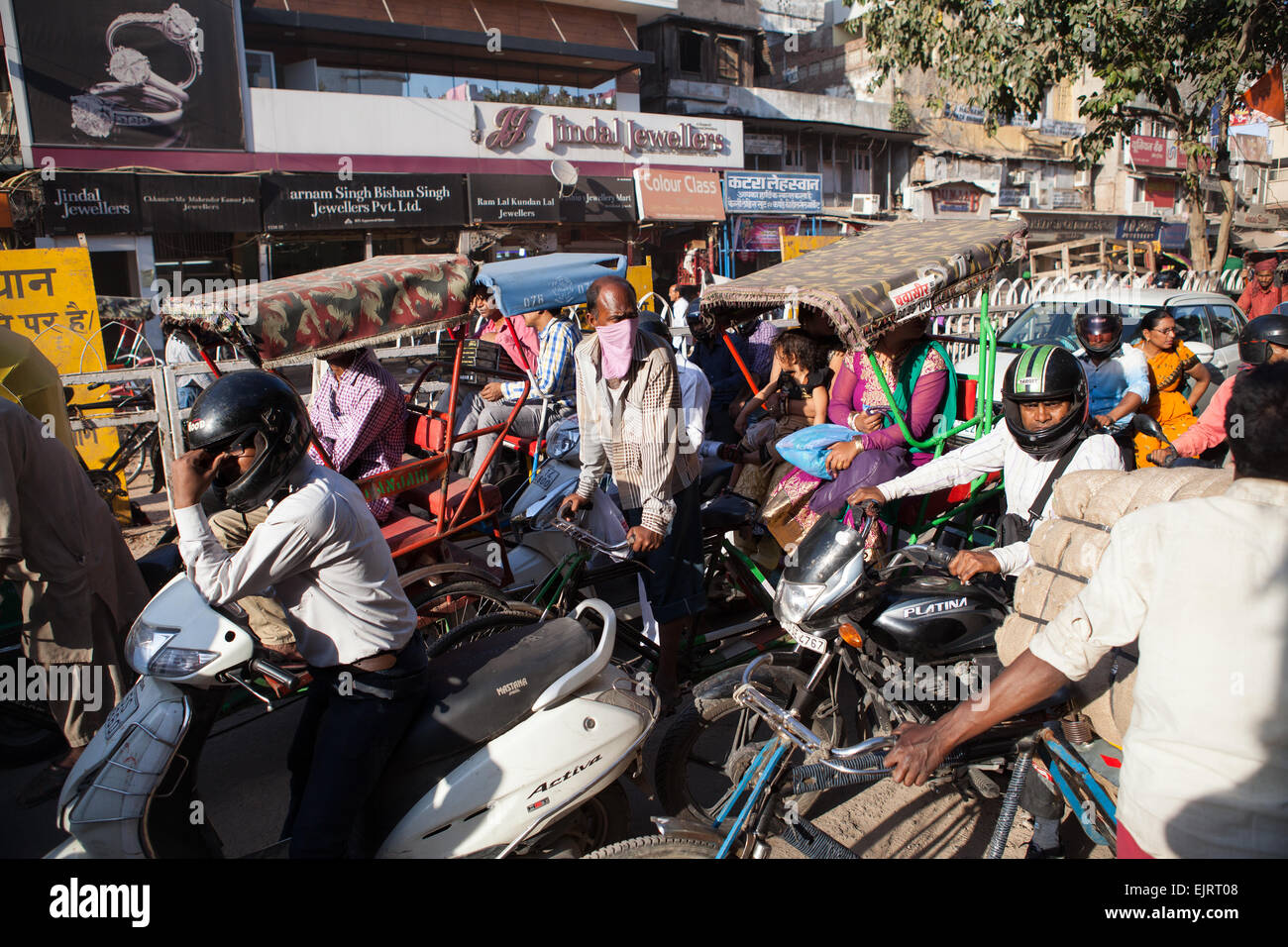Traffic congestion india hi-res stock photography and images - Alamy