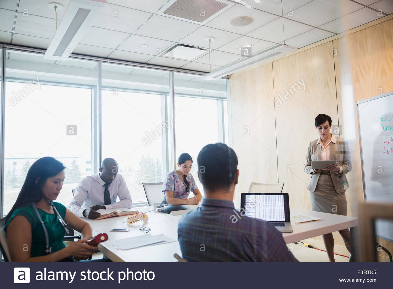 Hospital conference table hi-res stock photography and images - Alamy
