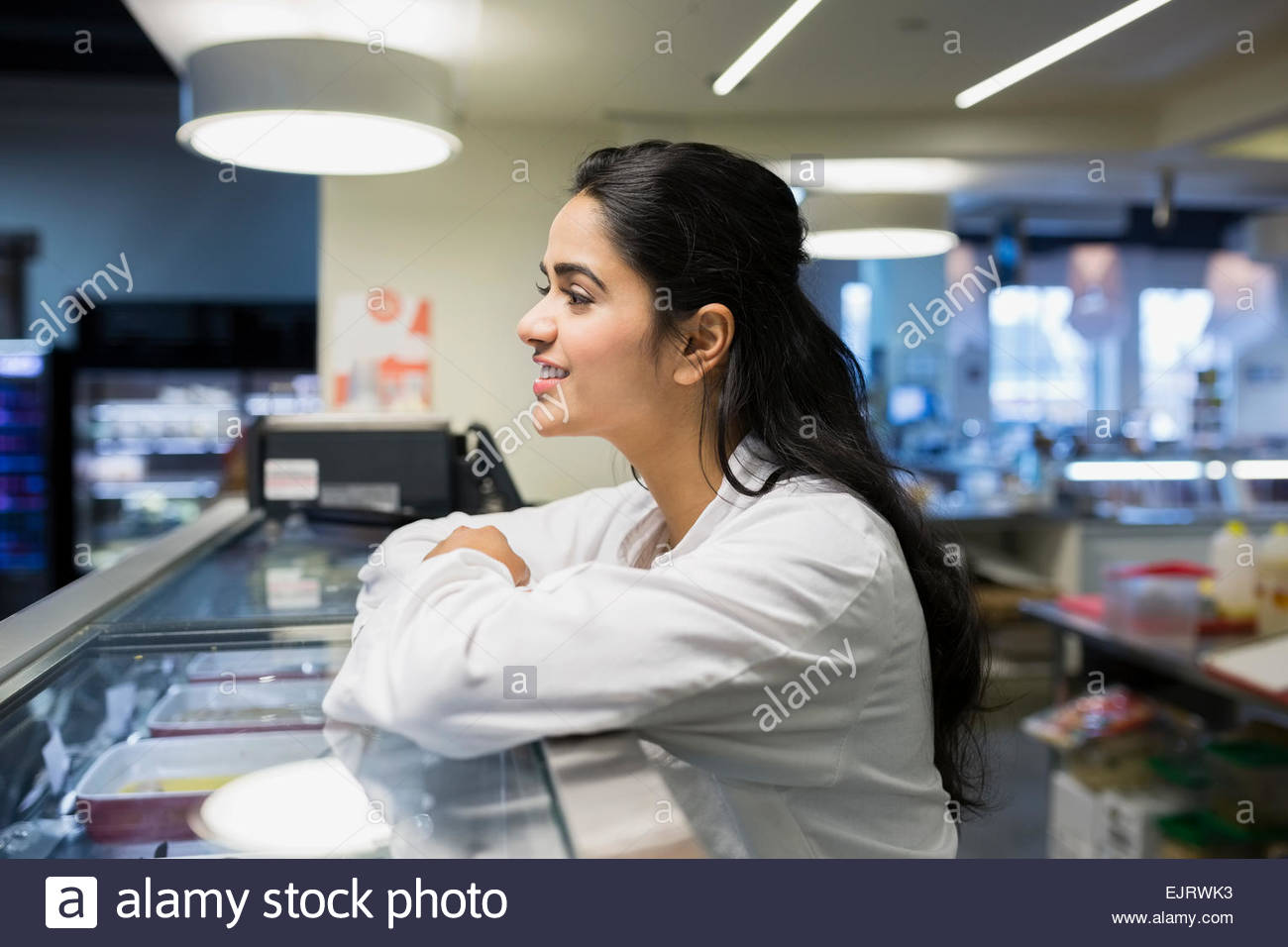 Deli worker woman hi-res stock photography and images - Alamy