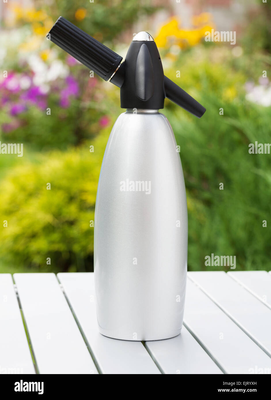 Soda on table hi-res stock photography and images - Alamy