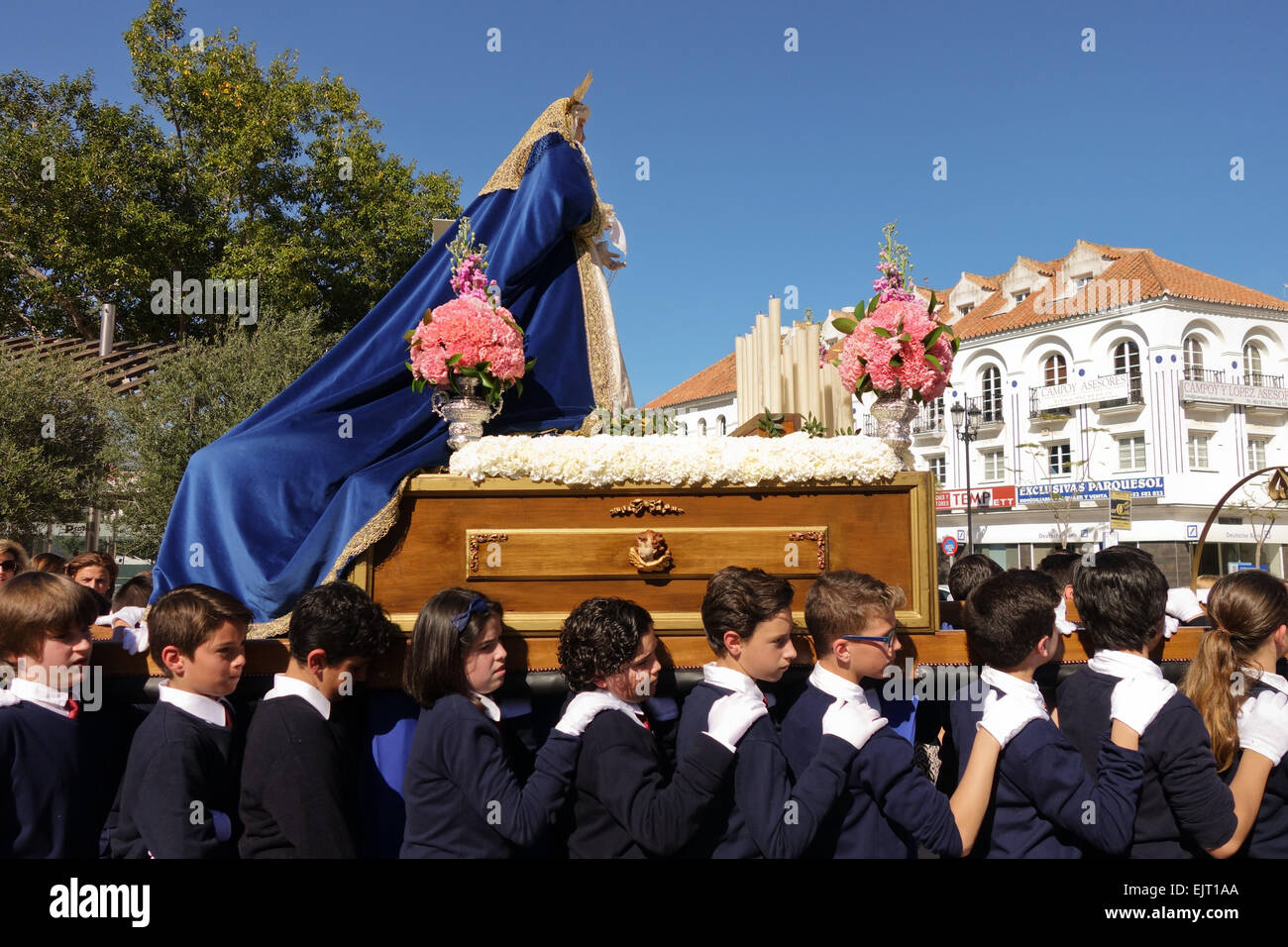 Children carrying float with Virgin Mary, Children's Religious ...