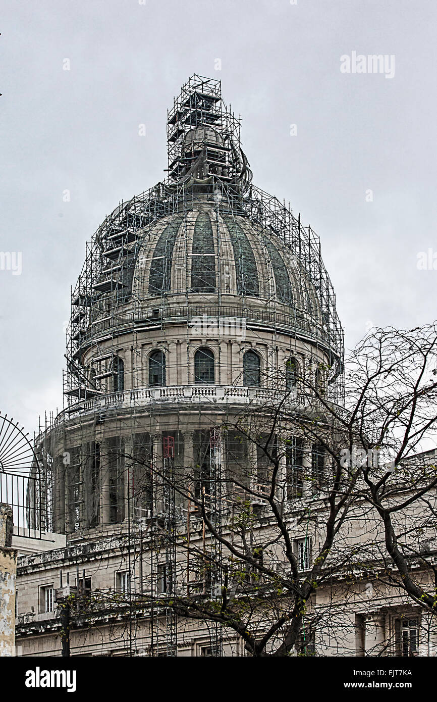 Capitolio parliament building dome being restored and repaired in Old ...
