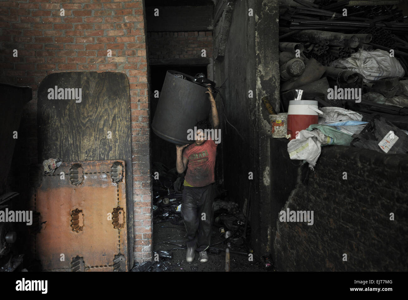 Il Cairo, Egypt, Egypt. 5th June, 2014. Egypt, Cairo, Garbage City ...