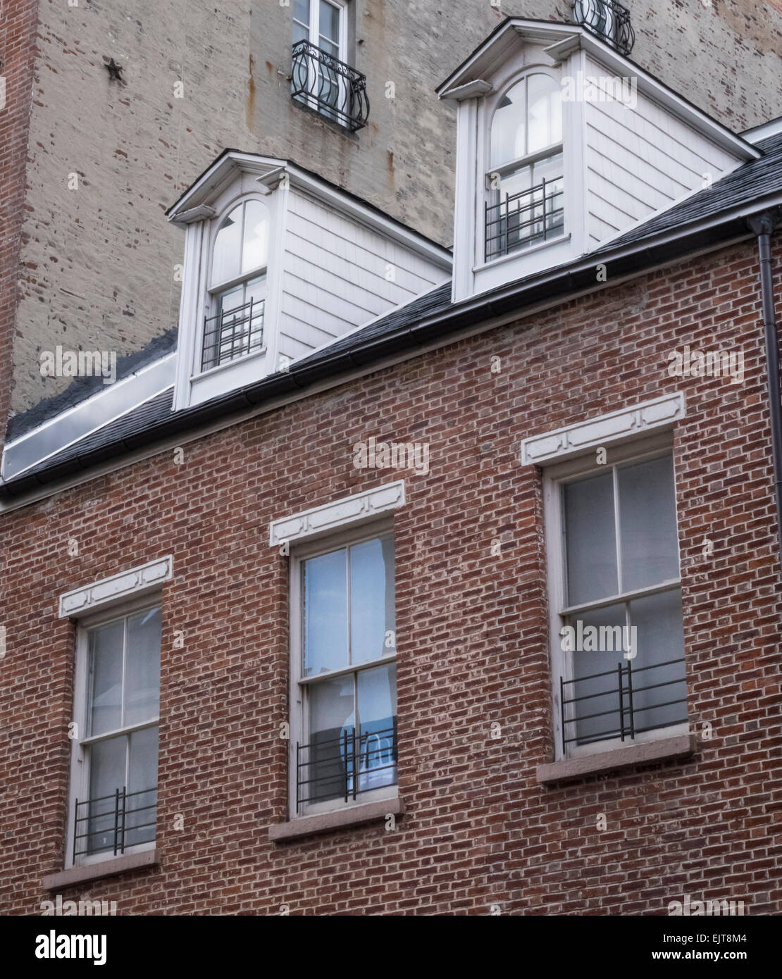 The 1816 Stephen Van Rensselaer House, a Federal-style building on ...