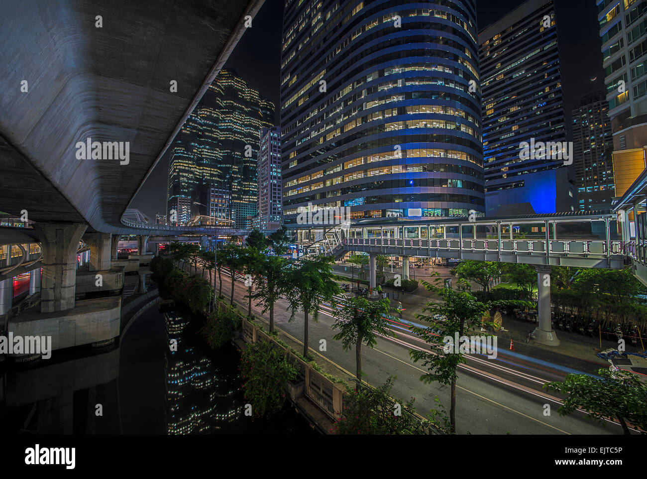 Bangkok bts bridge sathorn hi-res stock photography and images - Alamy
