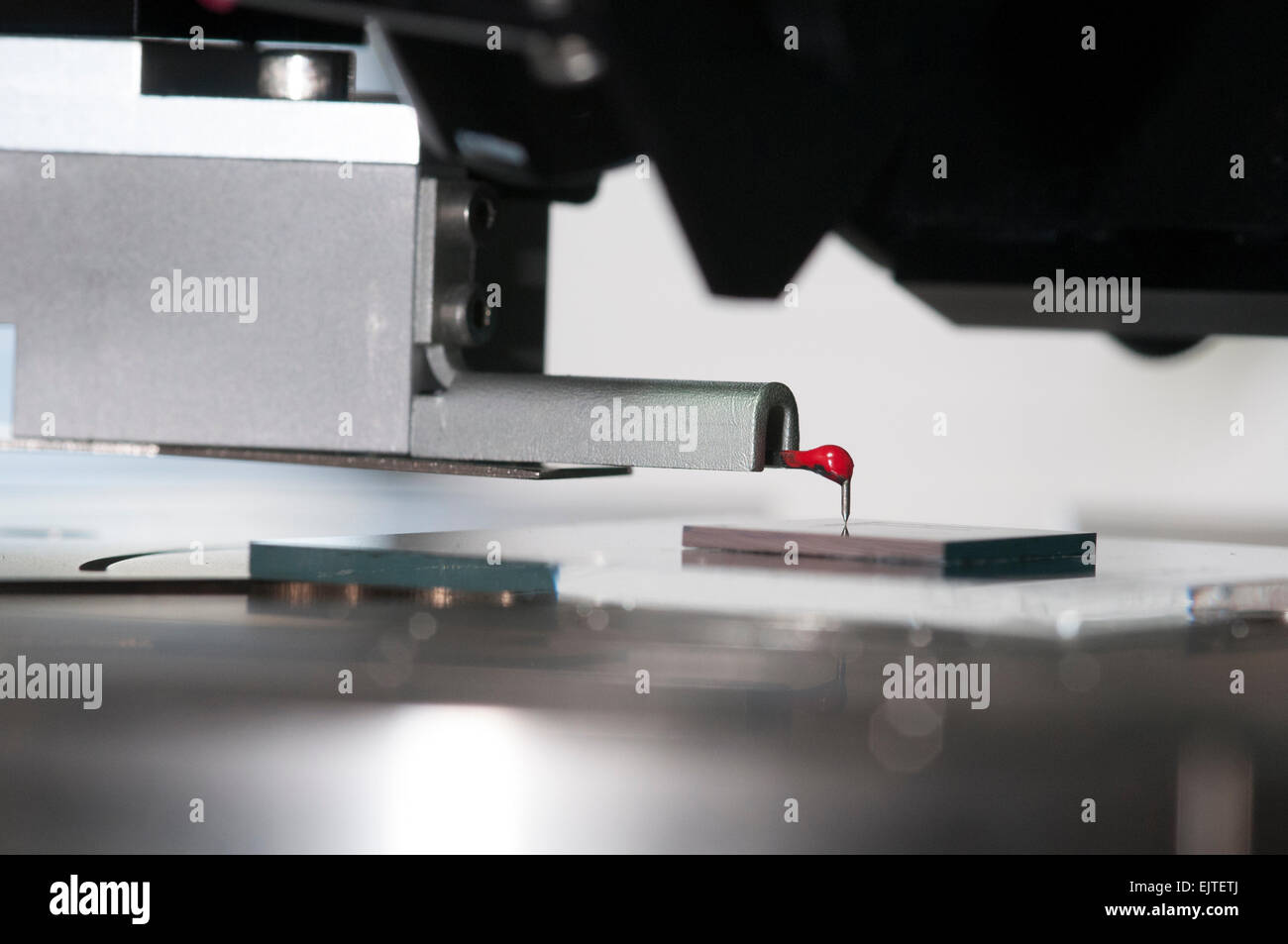 Nano metrology hi-res stock photography and images - Alamy