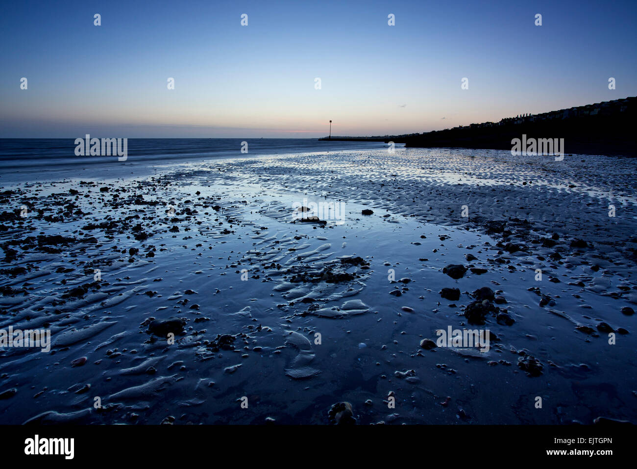 Whitstable, Kent, UK 1st April 2015: UK weather. A cold, clear and ...