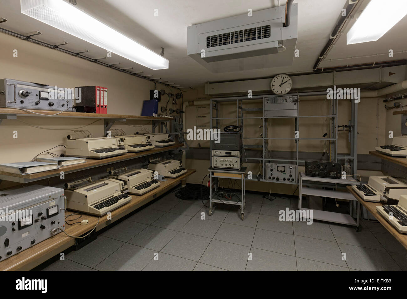 Telecommunications history hi-res stock photography and images - Alamy