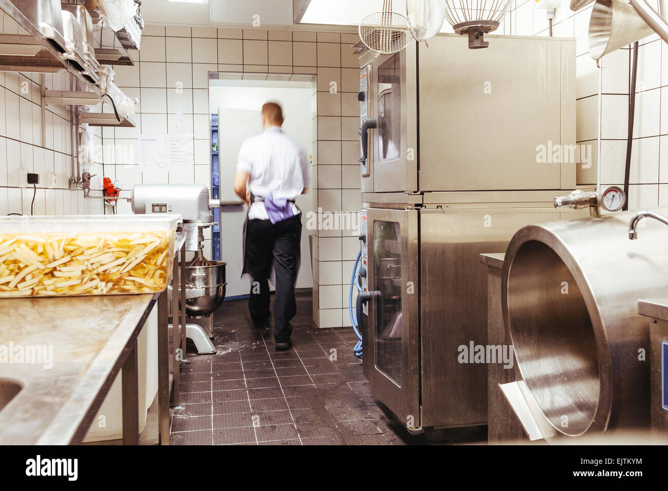 Commercial images hi-res stock photography and images - Alamy