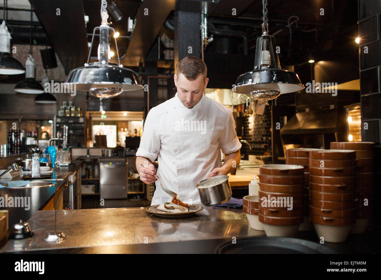 Dish containers hi-res stock photography and images - Alamy