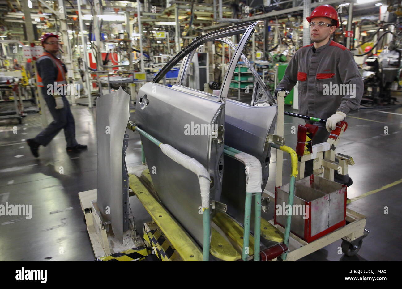 Toyota Factory Assembly Line Stock Photos & Toyota Factory Assembly ...