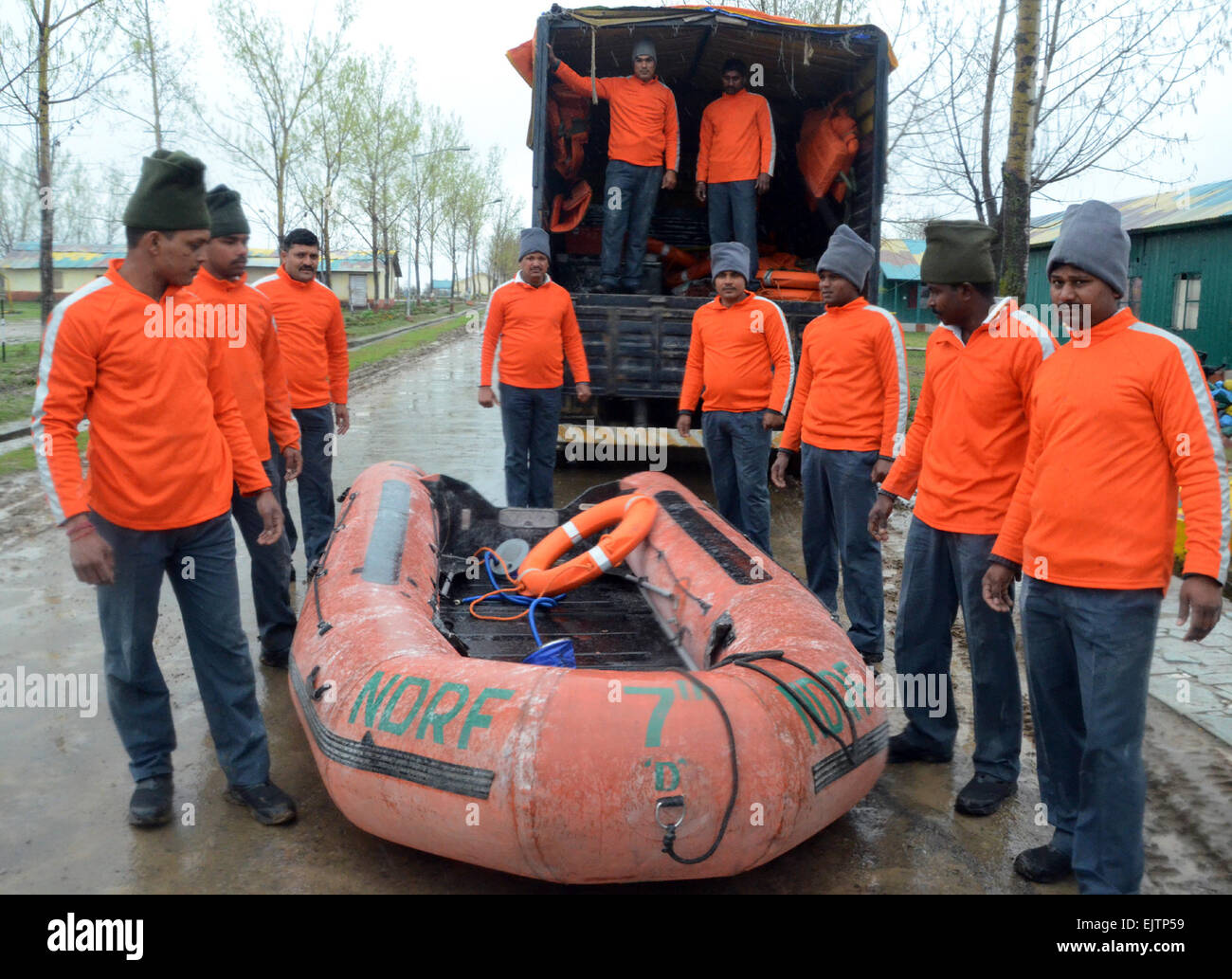National disaster response force team hi-res stock photography and ...