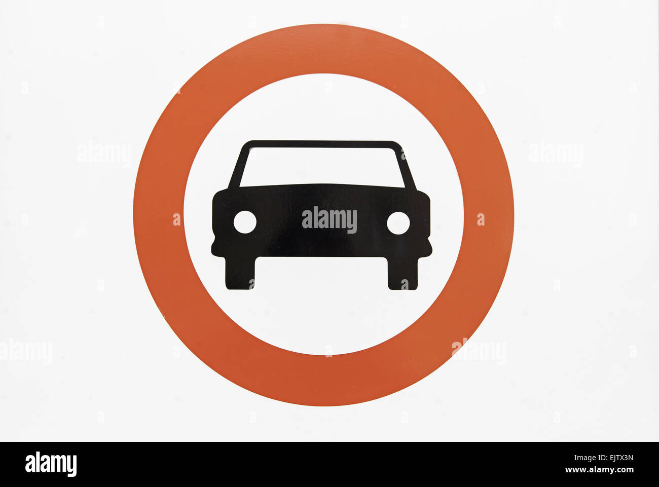 Signal not cars, detail of a sign ban Stock Photo - Alamy