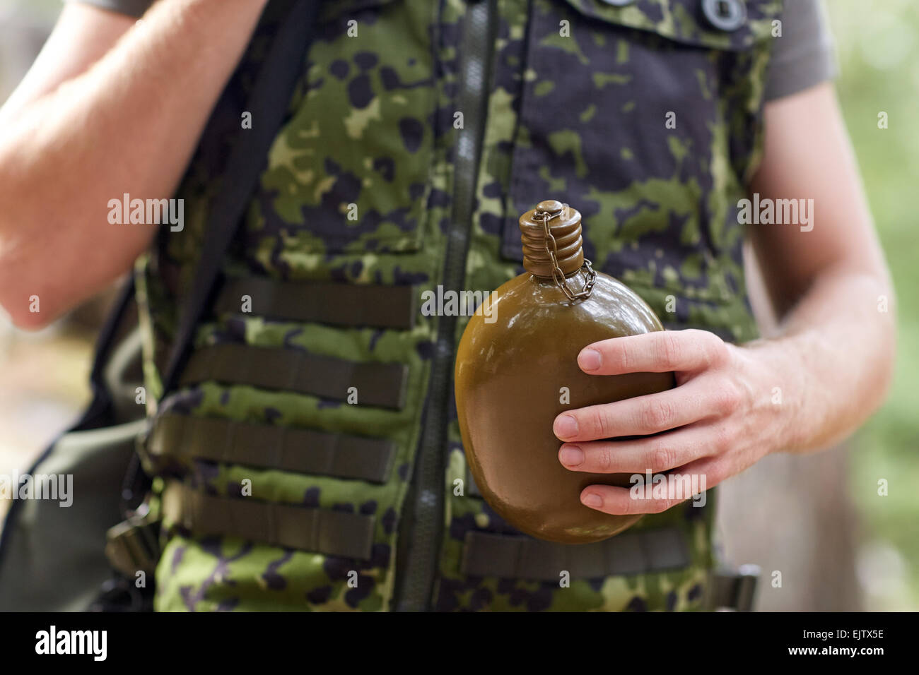 Soldier drinking bottle hi-res stock photography and images - Alamy