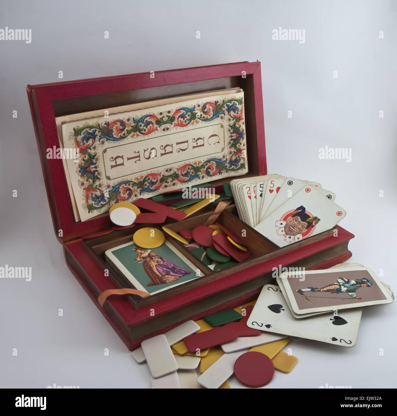 Pack of cards box hi-res stock photography and images - Alamy