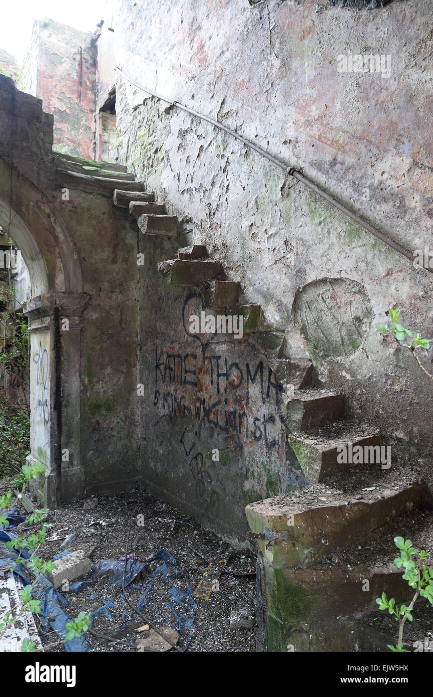High winds expose the true state of the derelict building The Swindon ...