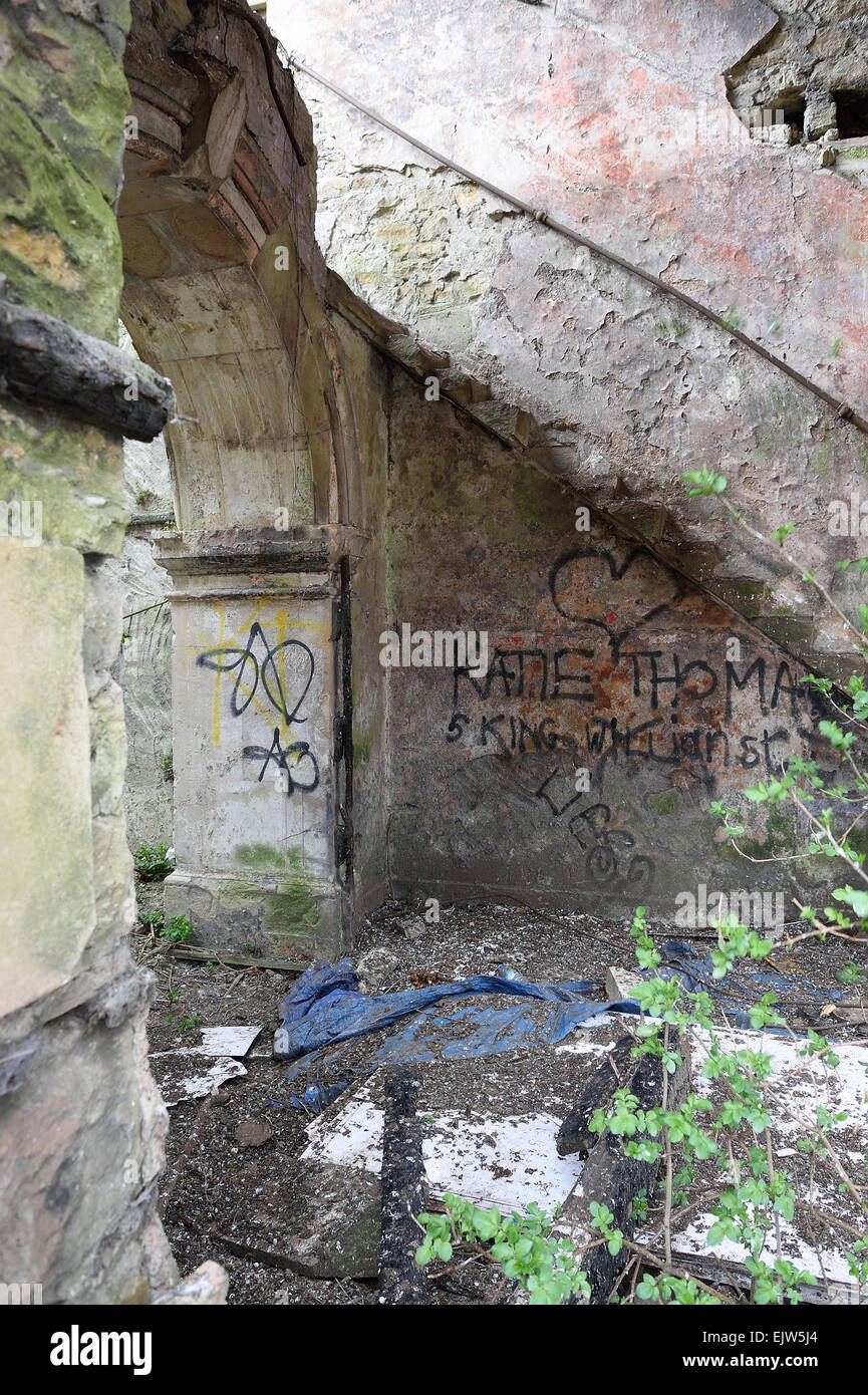 High winds expose the true state of the derelict building The Swindon ...