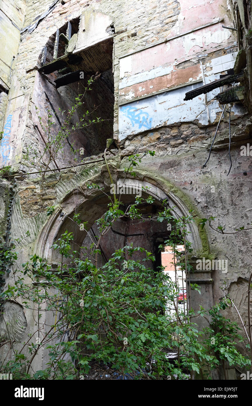 High winds expose the true state of the derelict building The Swindon ...
