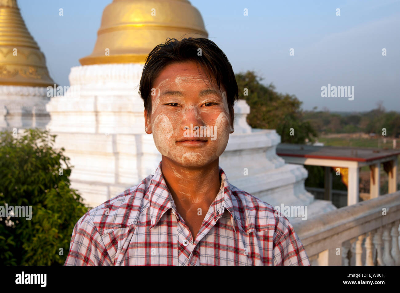 Smiling face of a burmese man hi-res stock photography and images - Alamy