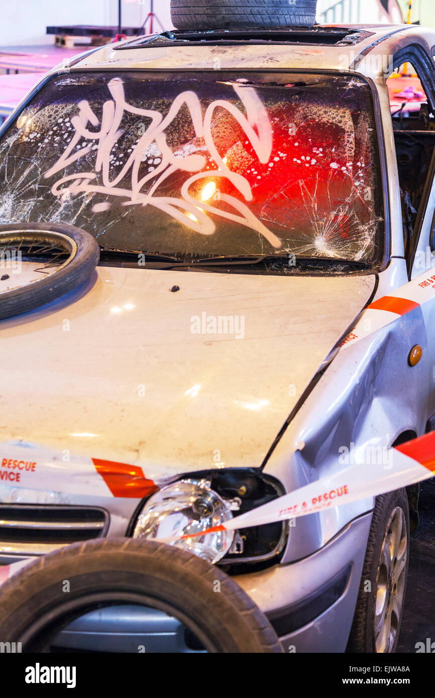 car accident wreckage vandalised vandalized smash smashed up wright off ...